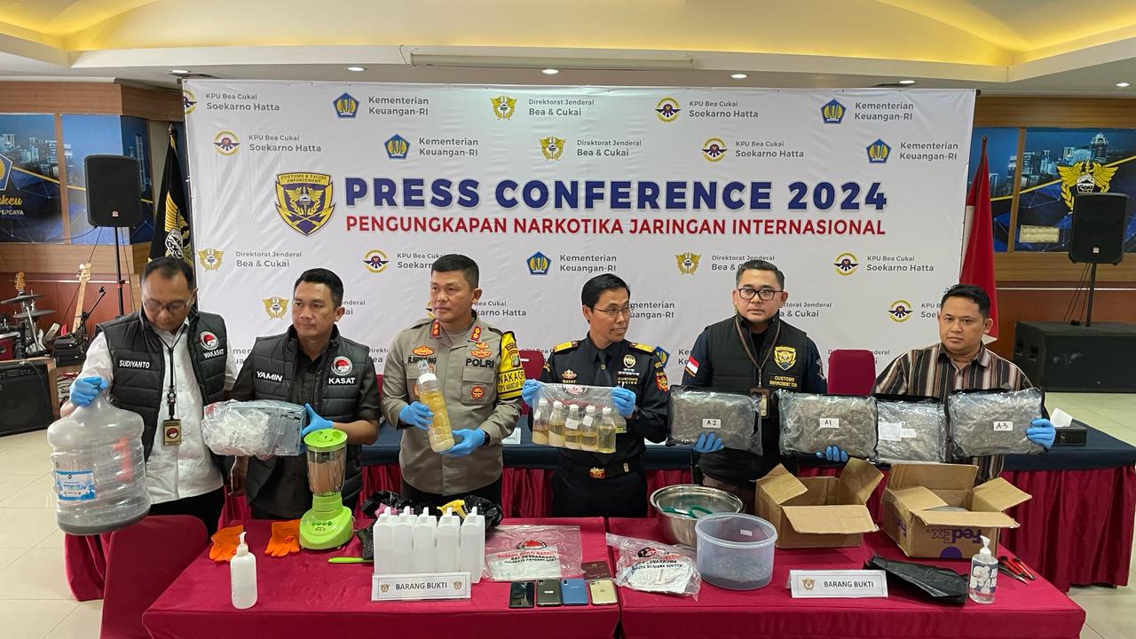 Beai Cukai & Polresta Bandara Soekarno-Hatta Gagalkan Penyelundupan Narkotika Jaringan Amerika ...