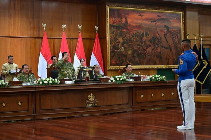 Dari Parade Senja hingga Kejutan Ulang Tahun, Momen Hangat Presiden ...